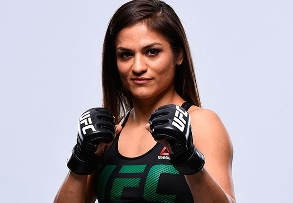 Cinthia Calvillo se enfrentará a Carla Esparza en UFC 219 | ESTO en línea