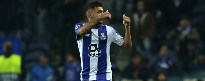 “Tecatito” se lesionó el tobillo y es duda para Champions | ESTO en línea