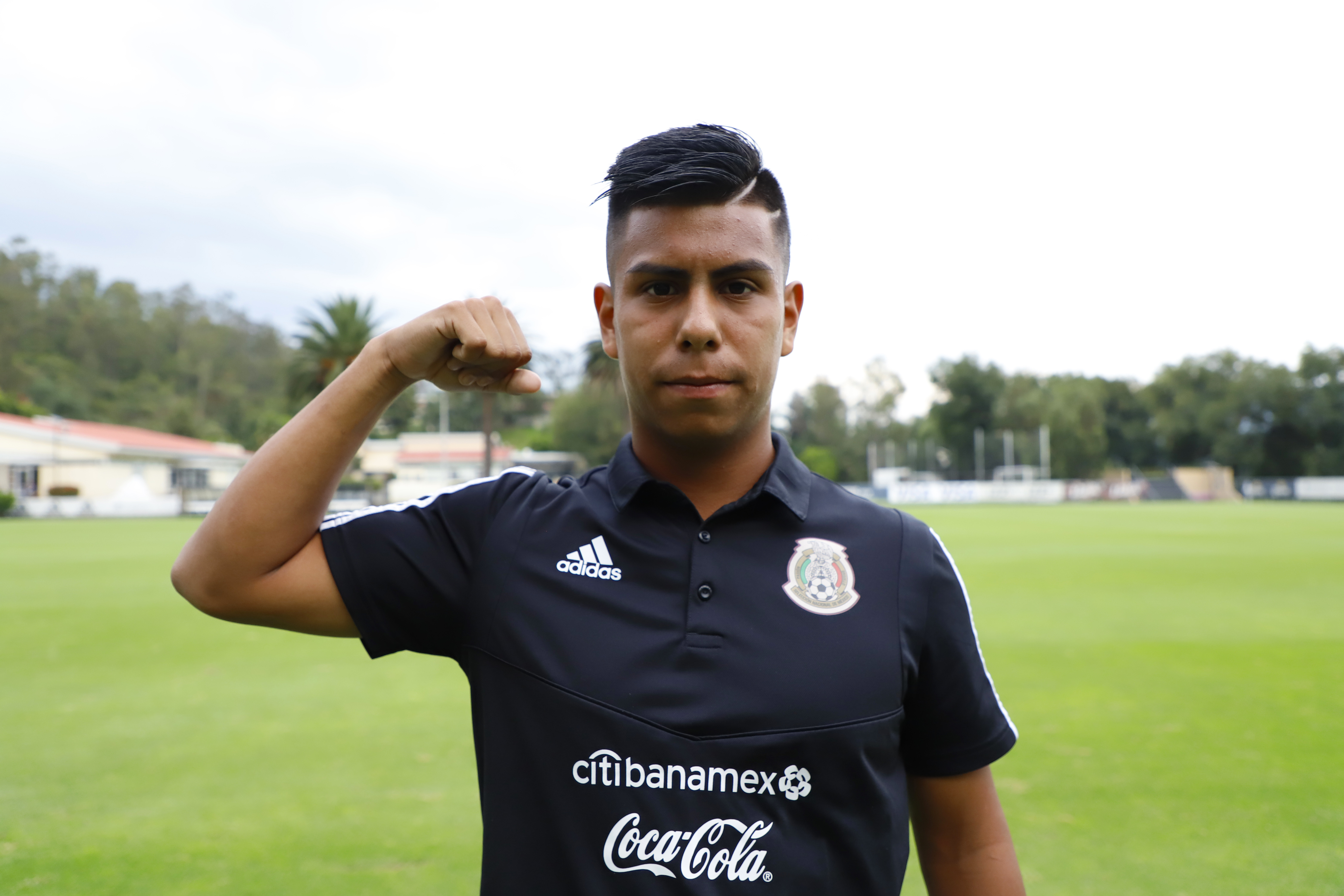 Efraín Álvarez, la estrella del Tricolor