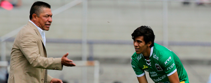 Para Ambriz, sólo con carácter se gana de visitante | ESTO en línea