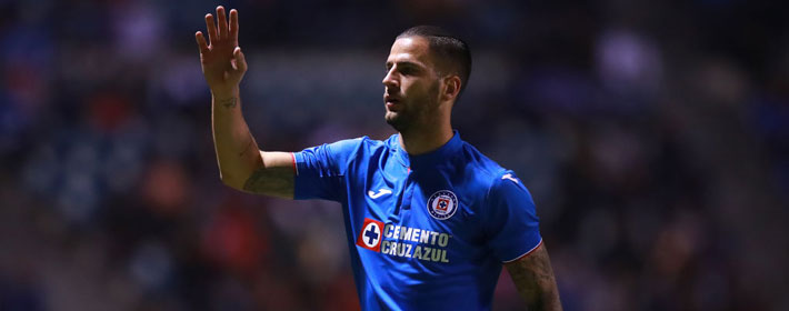 Cruz Azul le busca acomodo a Édgar Méndez | ESTO en línea