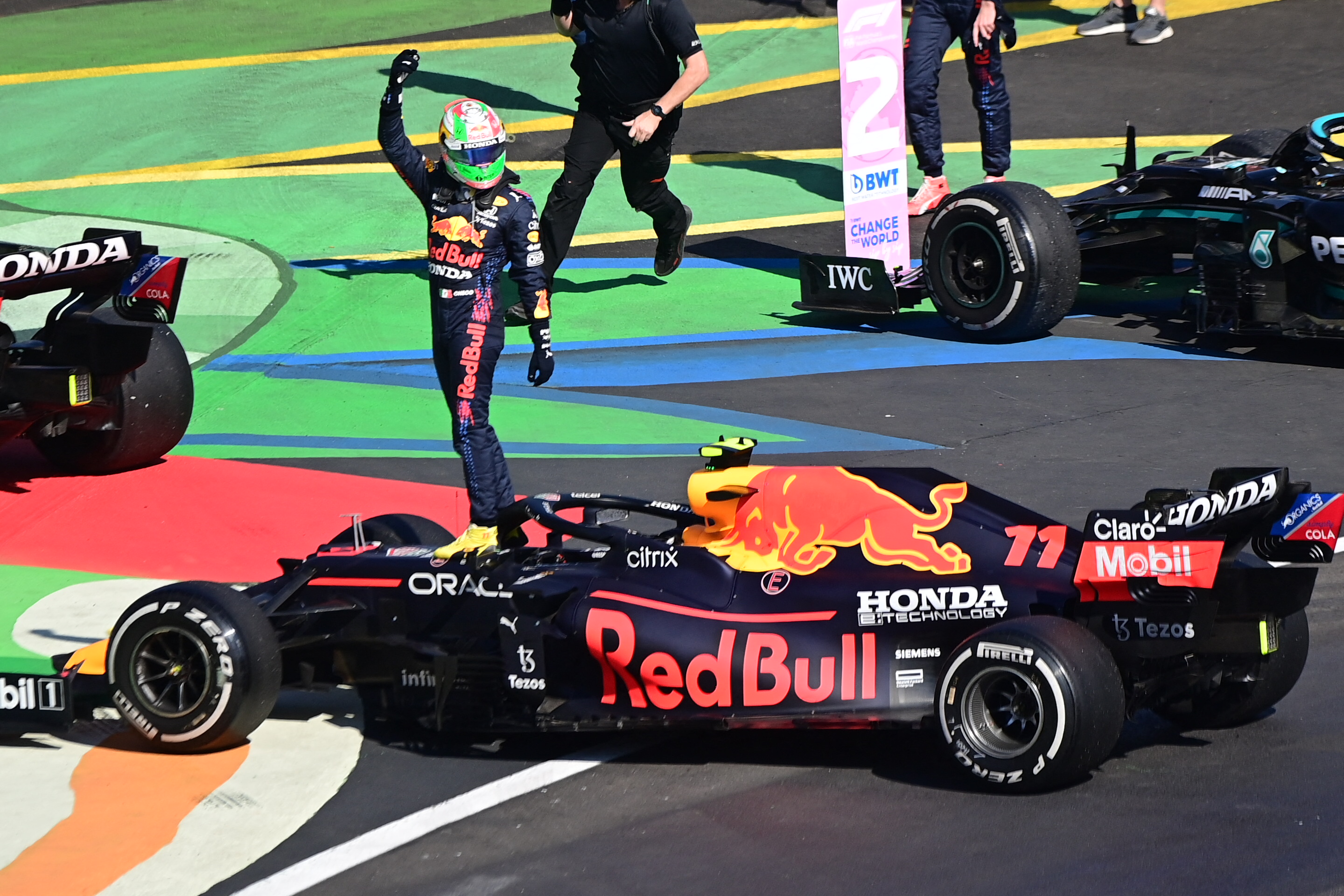 GALERÍA: Las mejores postales de Checo Pérez en el GP de México