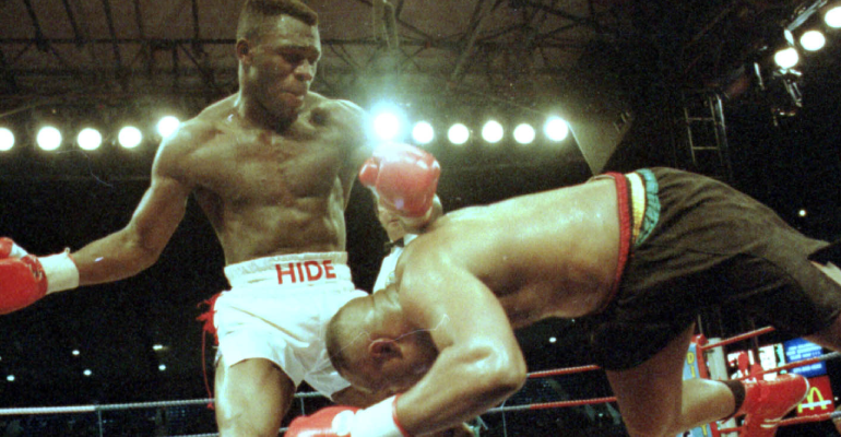 Michael Bentt, el boxeador que ‘odiaba’ subirse al ring pero fue campeón de los pesos pesados ...